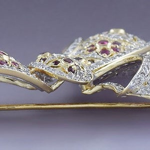 Stunning 18k White & Yellow Gold Diamond Ruby Ribbon Pin / - Etsy