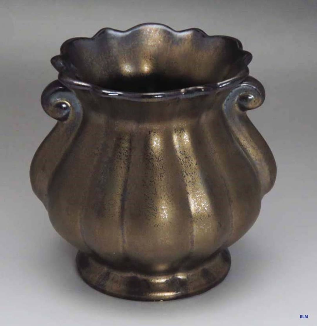 Stunning 1928 Camark Pottery Bronze Glaze Vase - Etsy