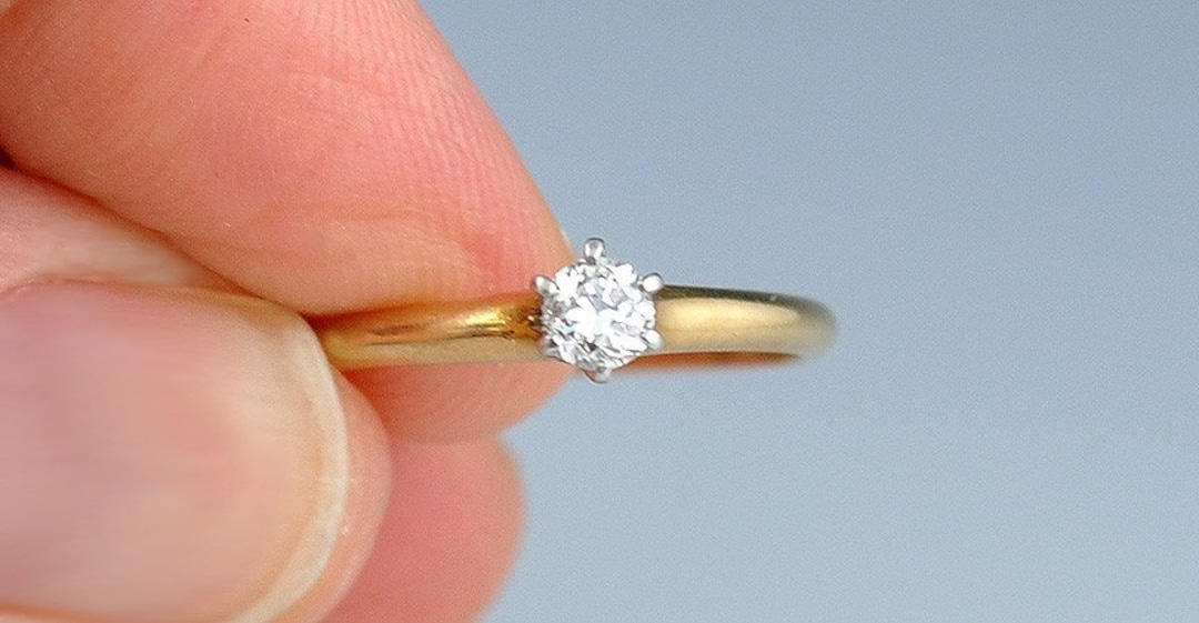 Dazzling 14k Gold 13-15 Point Diamond Solitaire Engagement Ring Marked ...