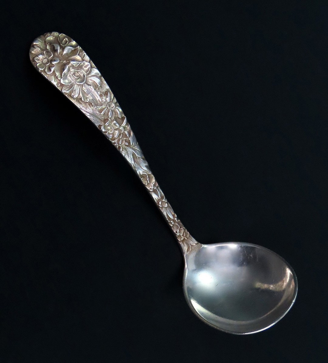 Beautiful Stieff Princess Sterling Silver Gravy Sauce Ladle Handchased ...