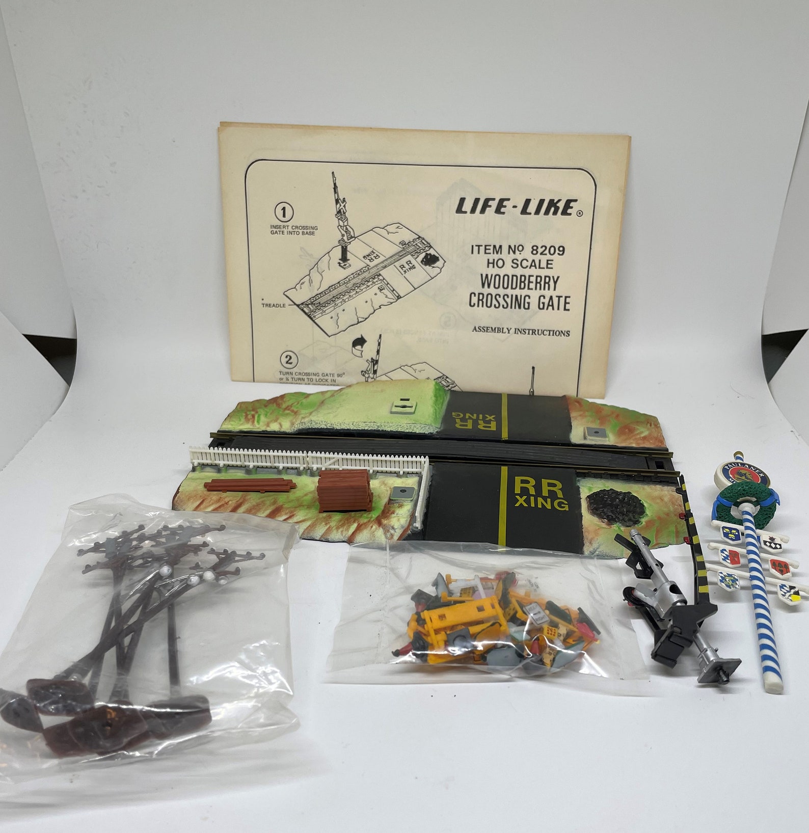 Vintage Life-like HO Scale Train Set Accessories Lot of | Etsy