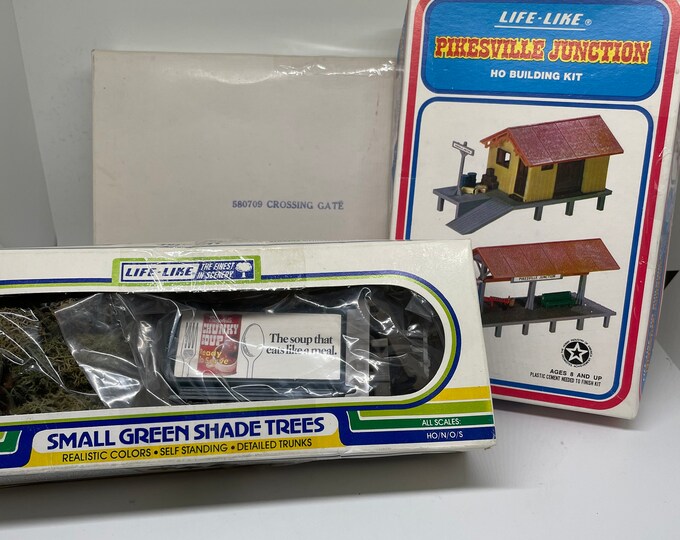 Vintage Life-like HO Scale Train Set Accessories: Crossing Gate ...