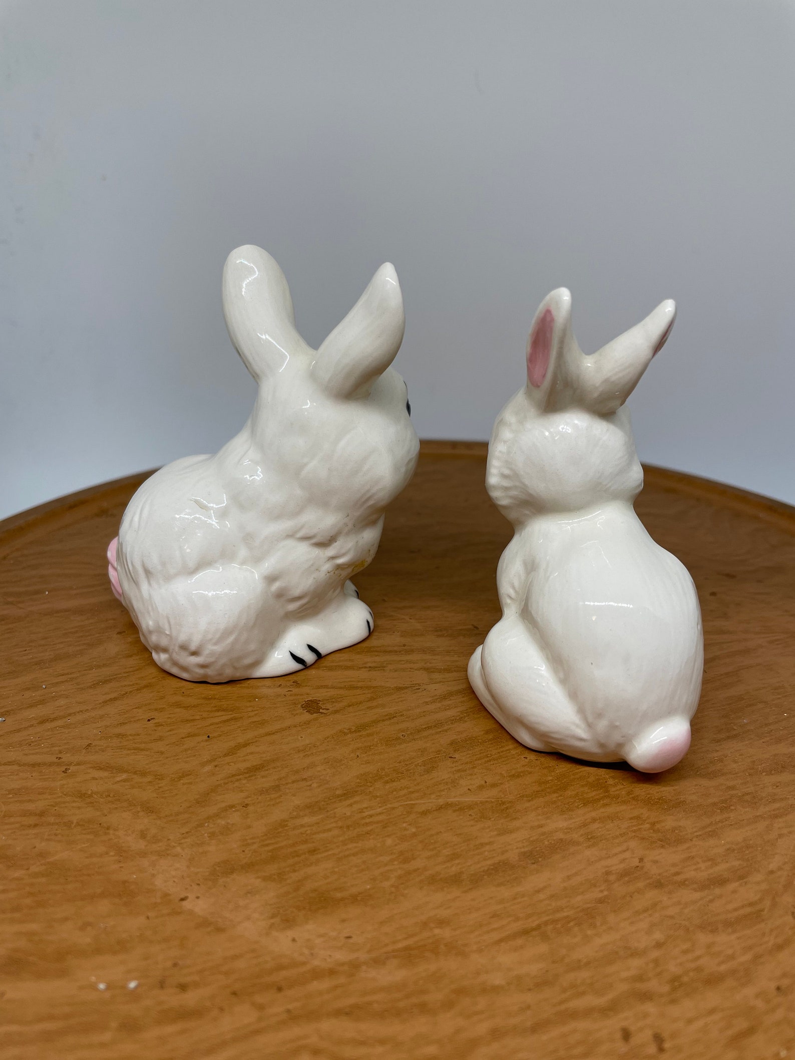Pair of Bunny Rabbit Figurines Ceramic White Rabbits - Etsy