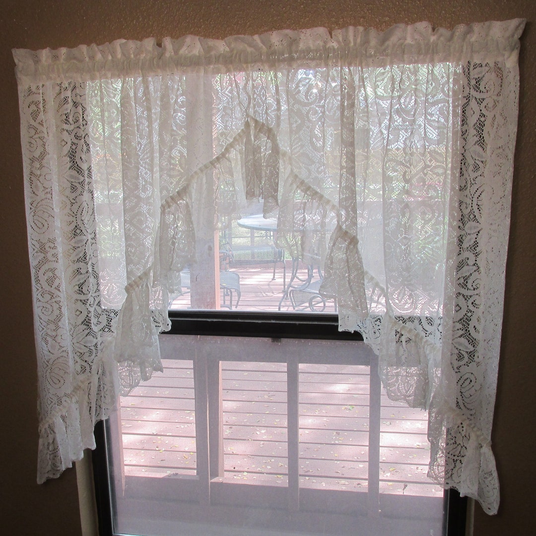 2793 S White Pair of Floral Lace Swags, 80 X 39/11 - Etsy