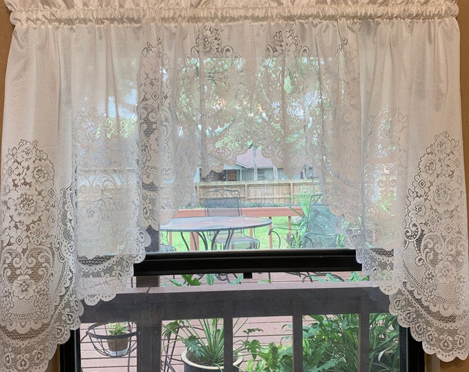 3009 S Pair of Vintage off White Lace Swags With Scalloped Edge, 74 X ...