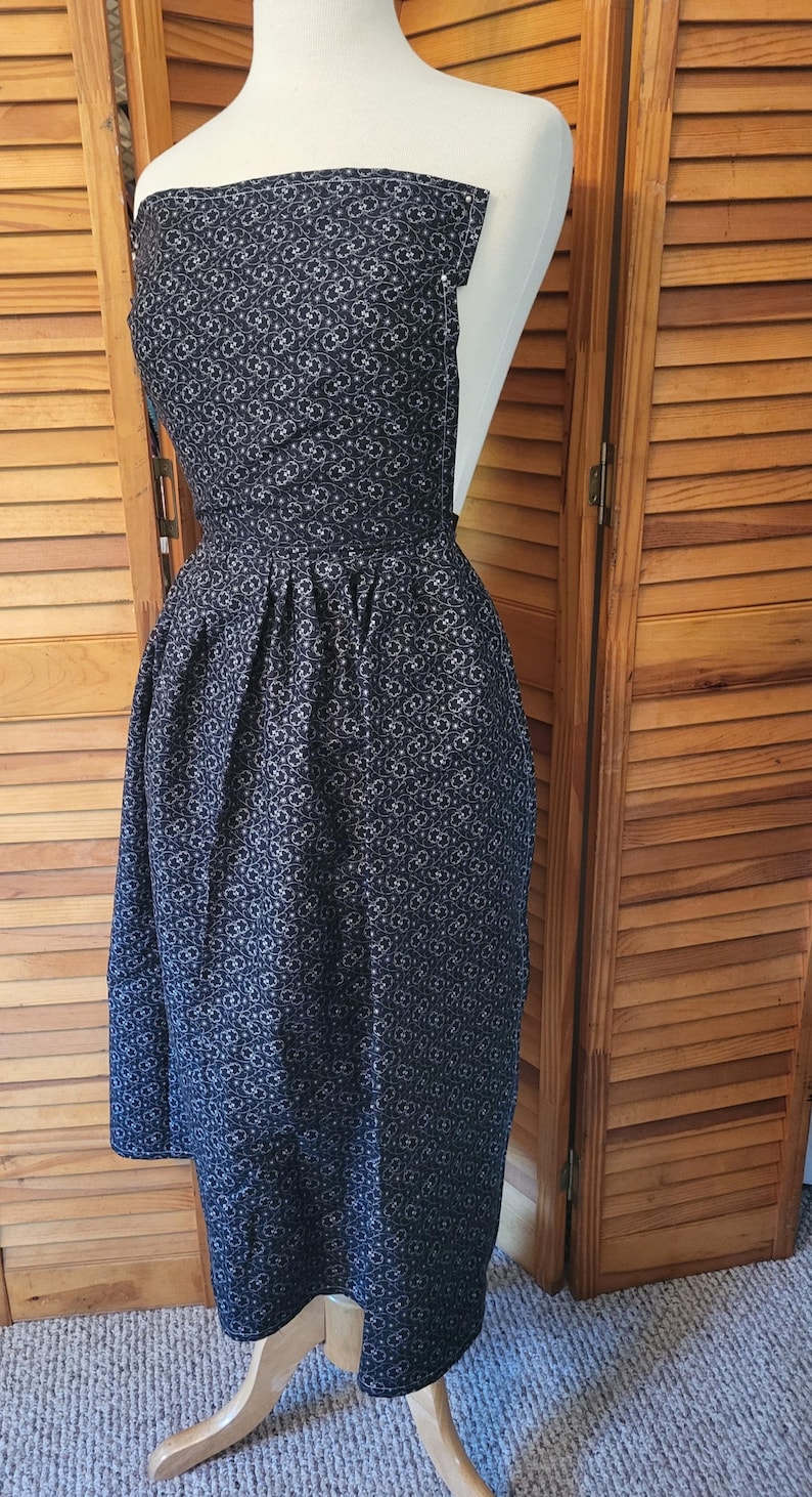 Apron Pinner 1860s Costume Attire Accessory Mid 19th Century Victorian ...