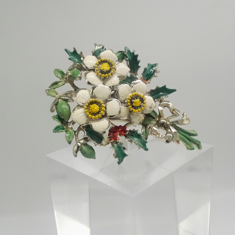 Exquisite Brooch - Etsy