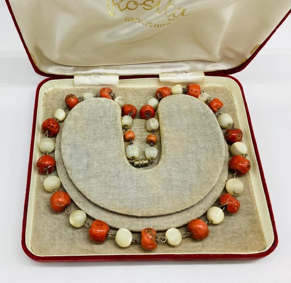 Natural Antique Salmon Red Coral Bead and Mother of P… - Gem