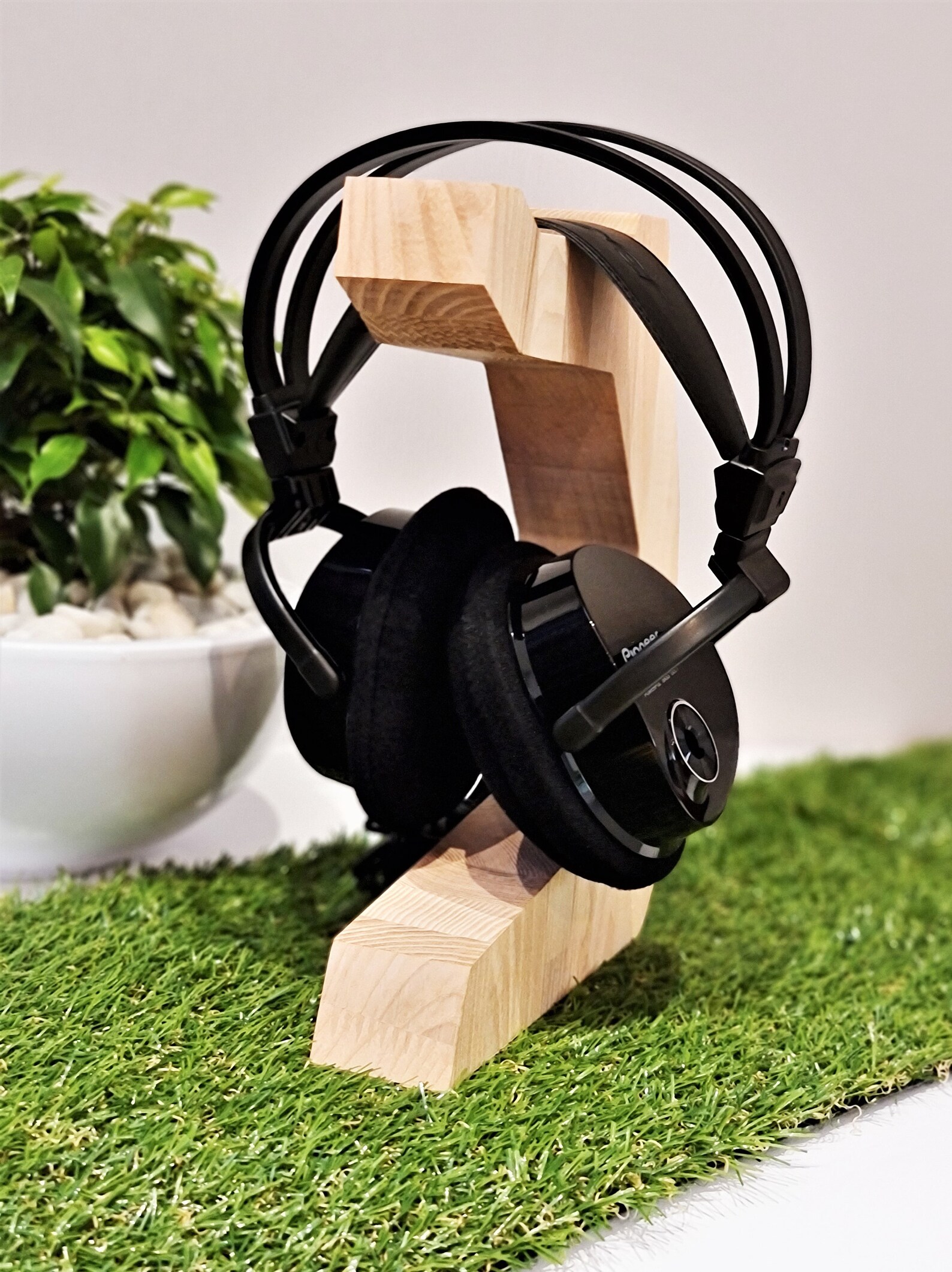 Oak wood headphones stand Headphones holder Gamer gifts | Etsy