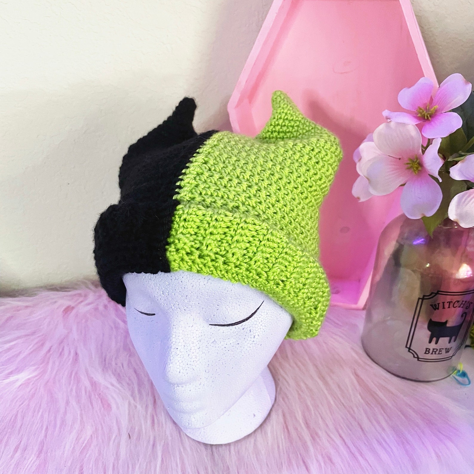 Two Tone Devil Horn Crochet Beanie / Color Block Demon Horned - Etsy