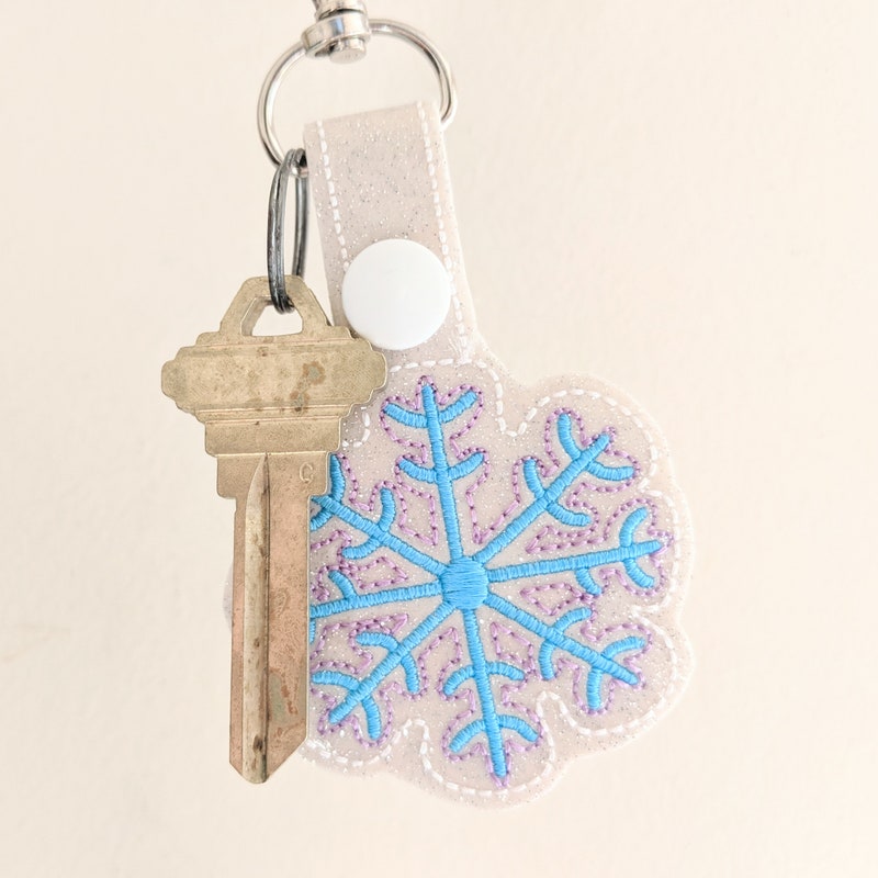 Snowflake Keychain - Etsy
