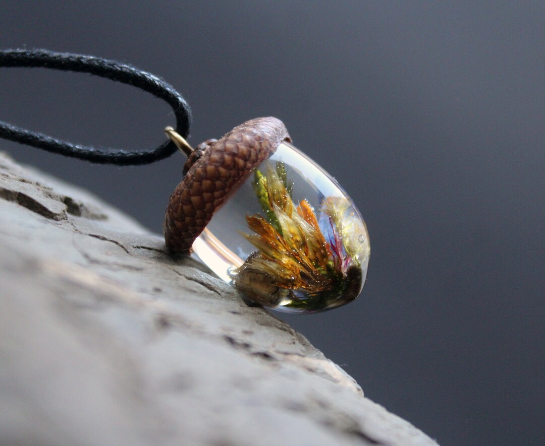 Acorn Necklace With Flowers, Real Flower Necklace, Acorn Pendant, Kiss ...