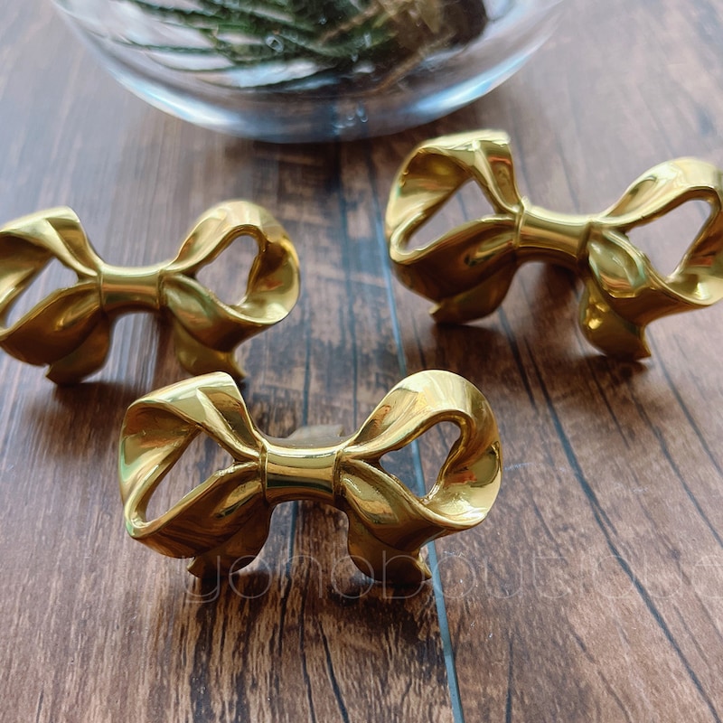 Unique Cabinet Pulls - Etsy