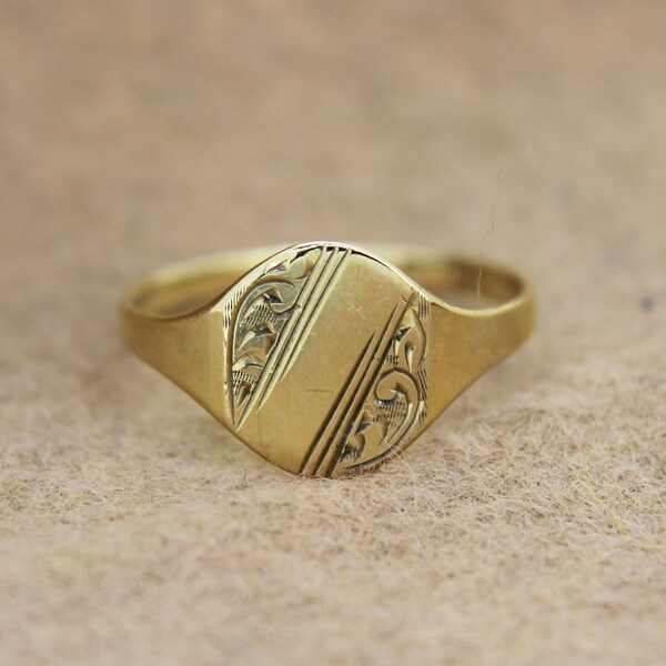 Antique Gold Signet Ring - Etsy