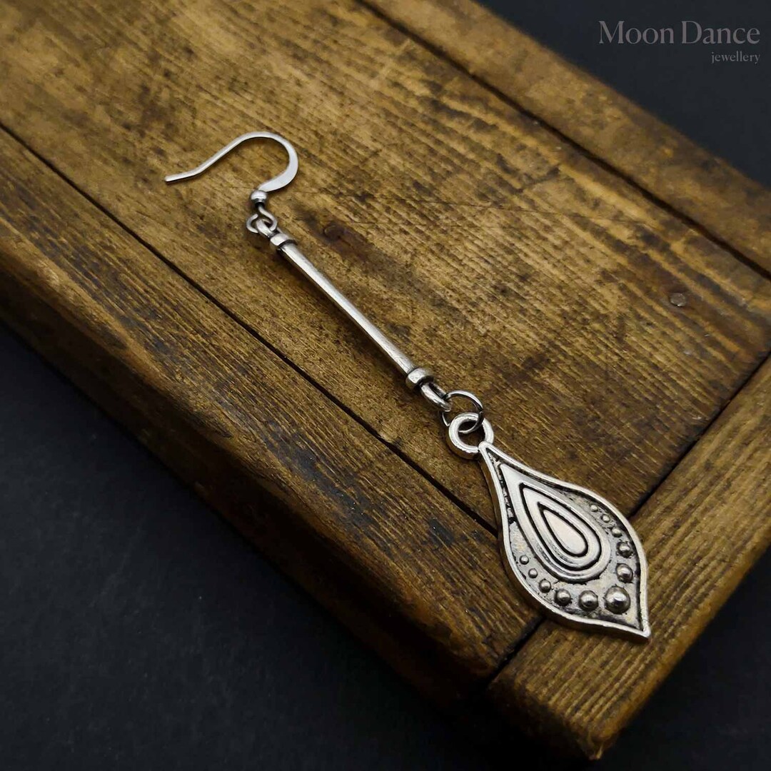 PENDULUM Mono Earring, Alternative Single Earring, Dangle Drop Earring ...