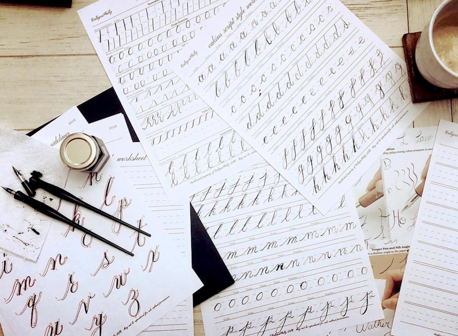 Beginner Level 1 Lowercase Calligraphy Alphabet Worksheet With Stroke ...