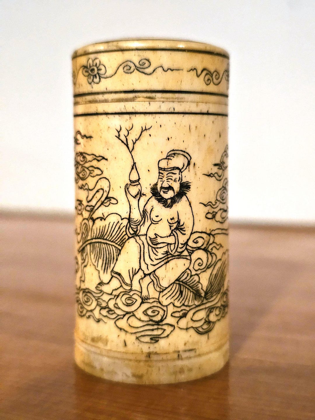 Antique Chinese Bovine Bone Scrimshaw / Trinket Pill Snuff Box / Ox ...