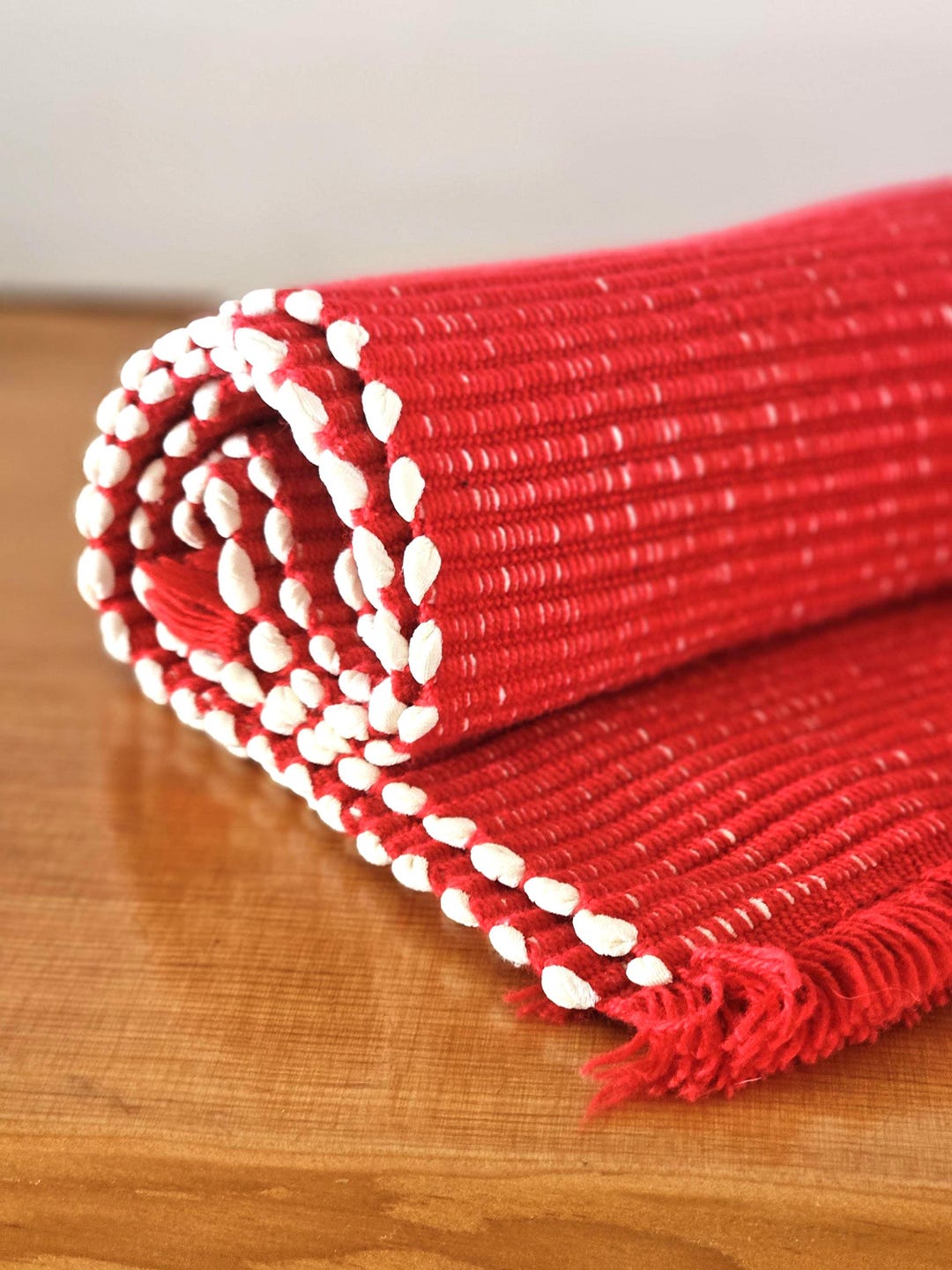 4 Vintage Red Rag Rug Placemats, Hand Woven Placemats / Red Retro ...