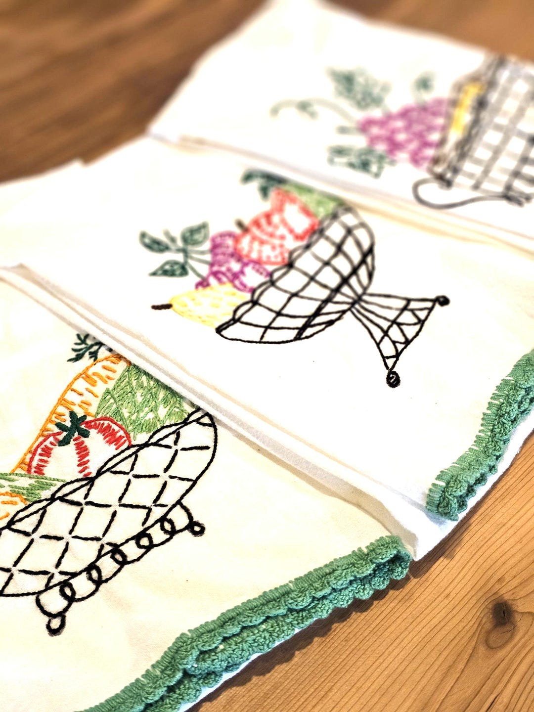 Vintage Embroidered Tea Towel Set, 70s Kitchen Linens, Farmhouse ...