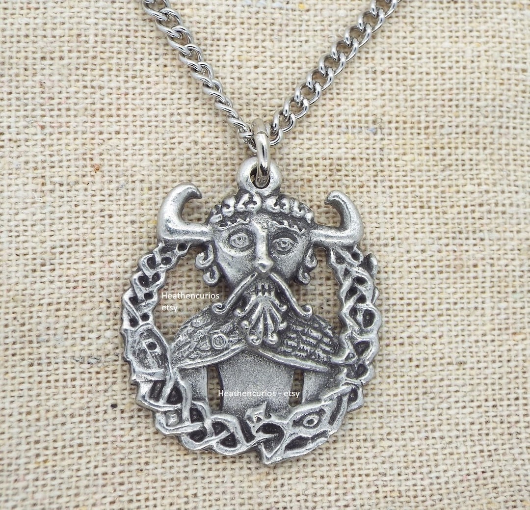 Loki Pendant norse Trickster God Viking Necklace With Chain - Etsy