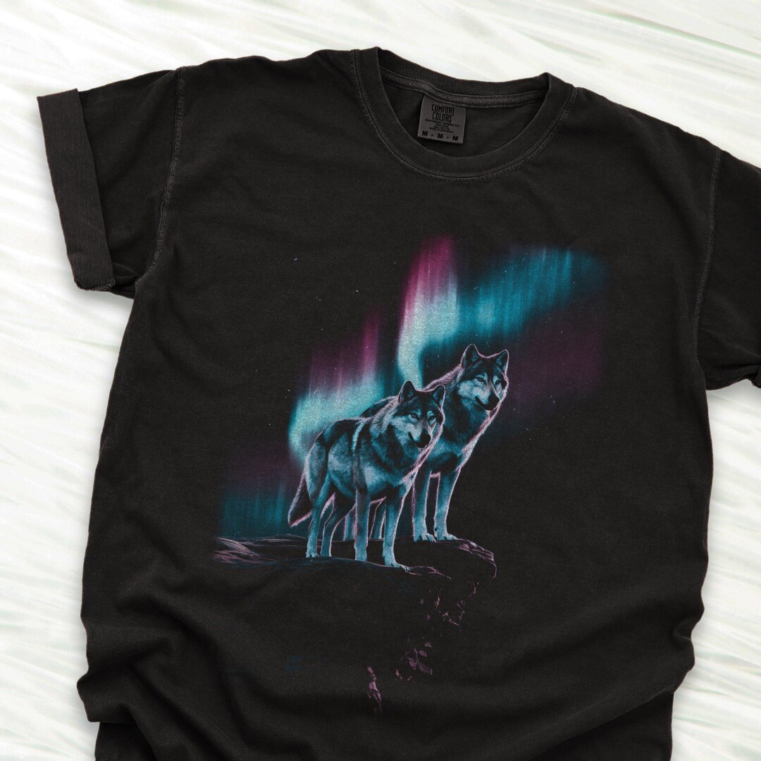 Retro 90s Wolf Shirt, Vintage Animal Graphic Tee, Aesthetic Vaporwave ...