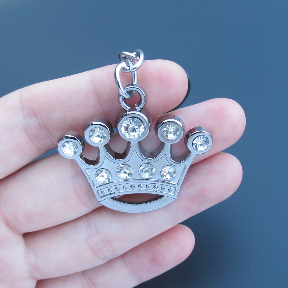 Rhinestone Silver Crown Keychains (12PCS) Metal Key Ring Favor Accented ...