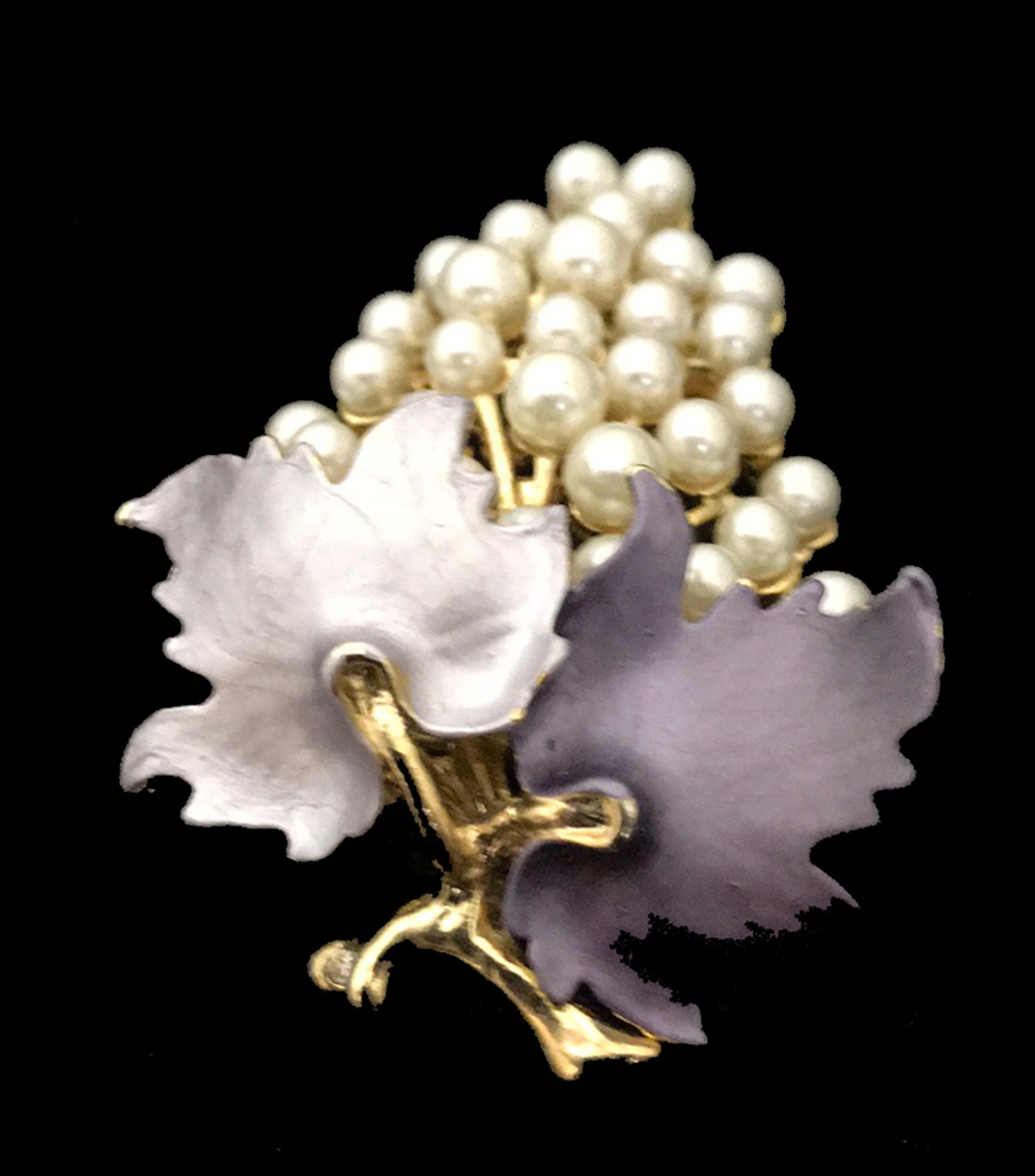 Vintage Grape Cluster Pin/brooch 2 X 1.5 - Etsy