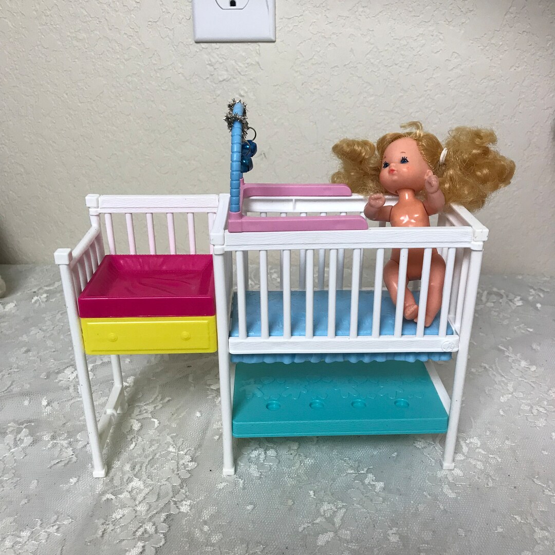 1976 Mattel Kelly Toddler Doll 5" With Crib Changing Table Combo - Etsy