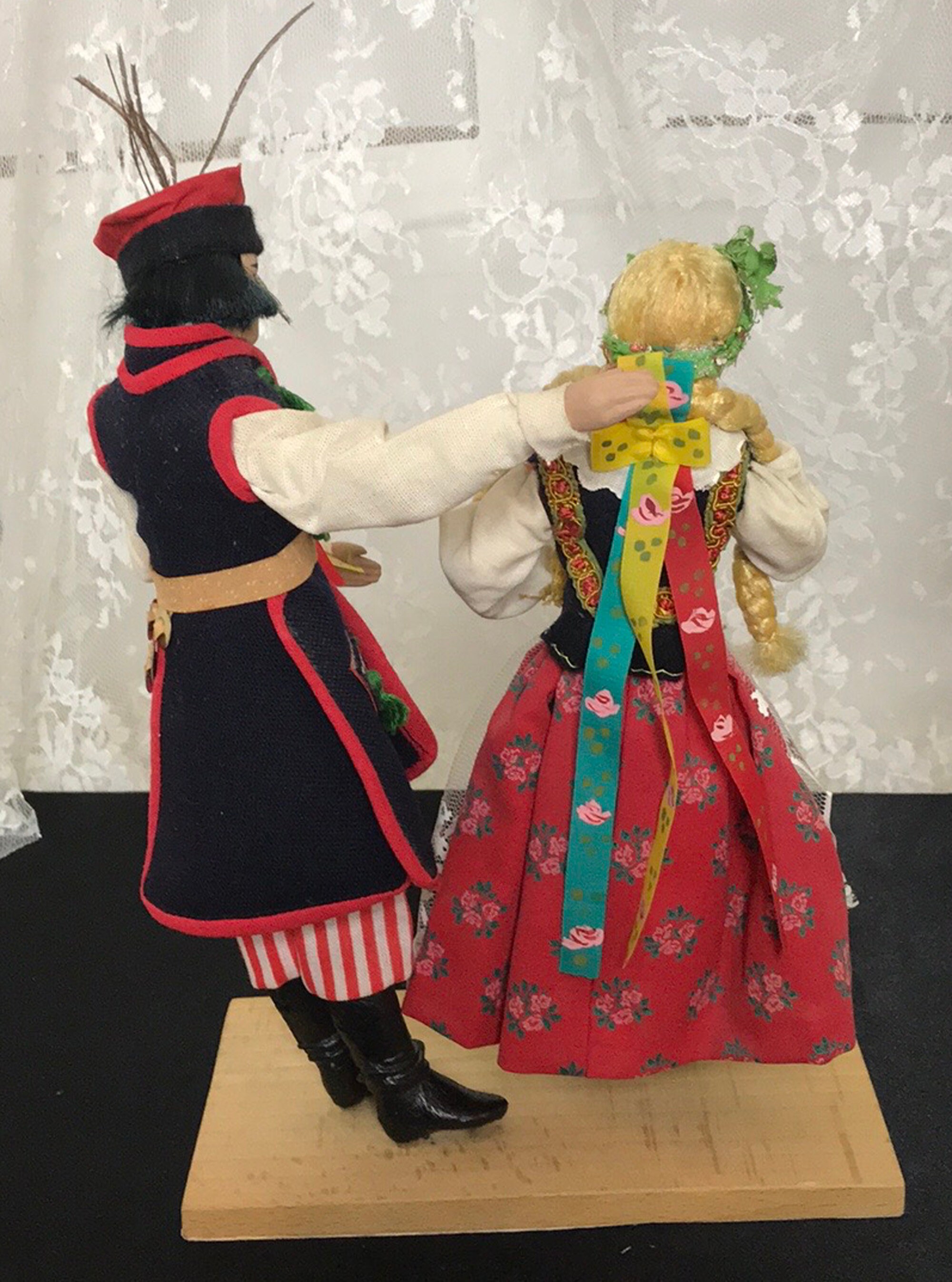World's Fair Dolls - 10" Dolls of the World Poland - Etsy España