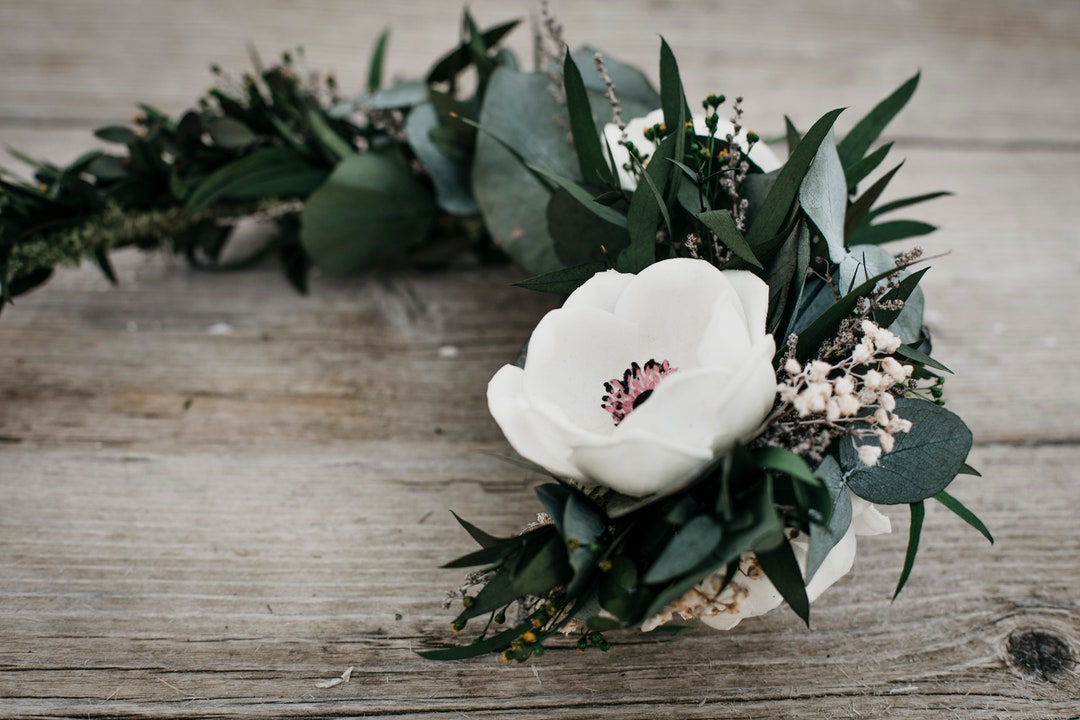 CHIRA | White Greenery Bridal Wreath With Eucalyptus / Floral Crown for ...