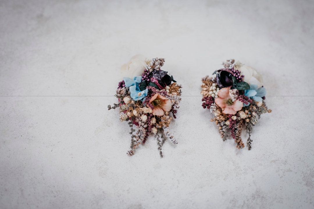 HARITHA l Boucles d'oreilles hortensia préservé bleu clair aux tons ...