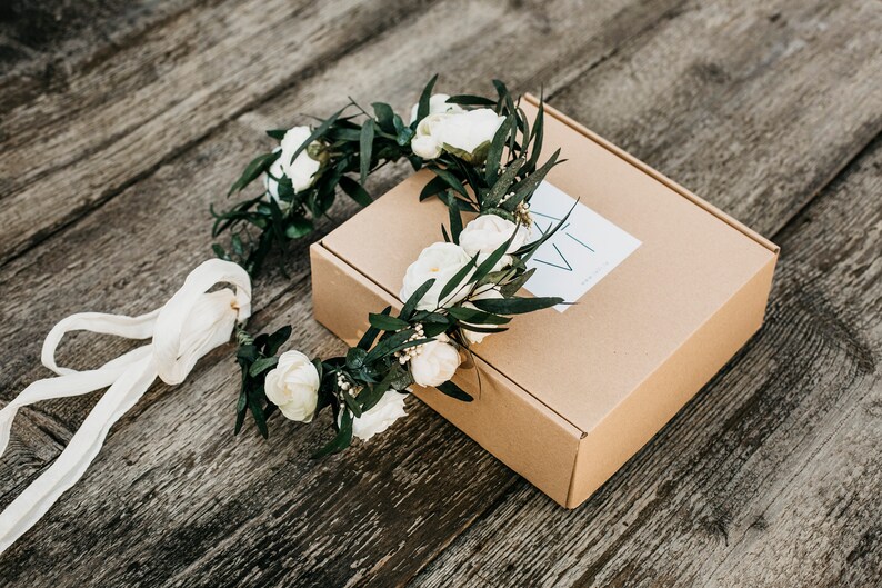 SOFIENE | Greenery White Cream Minimalist Preserved Eucalyptus Full ...