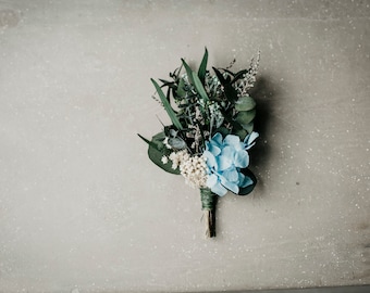 EUCALYPTUS Buttonhole Greenery Minimalist Groomsmen | Etsy