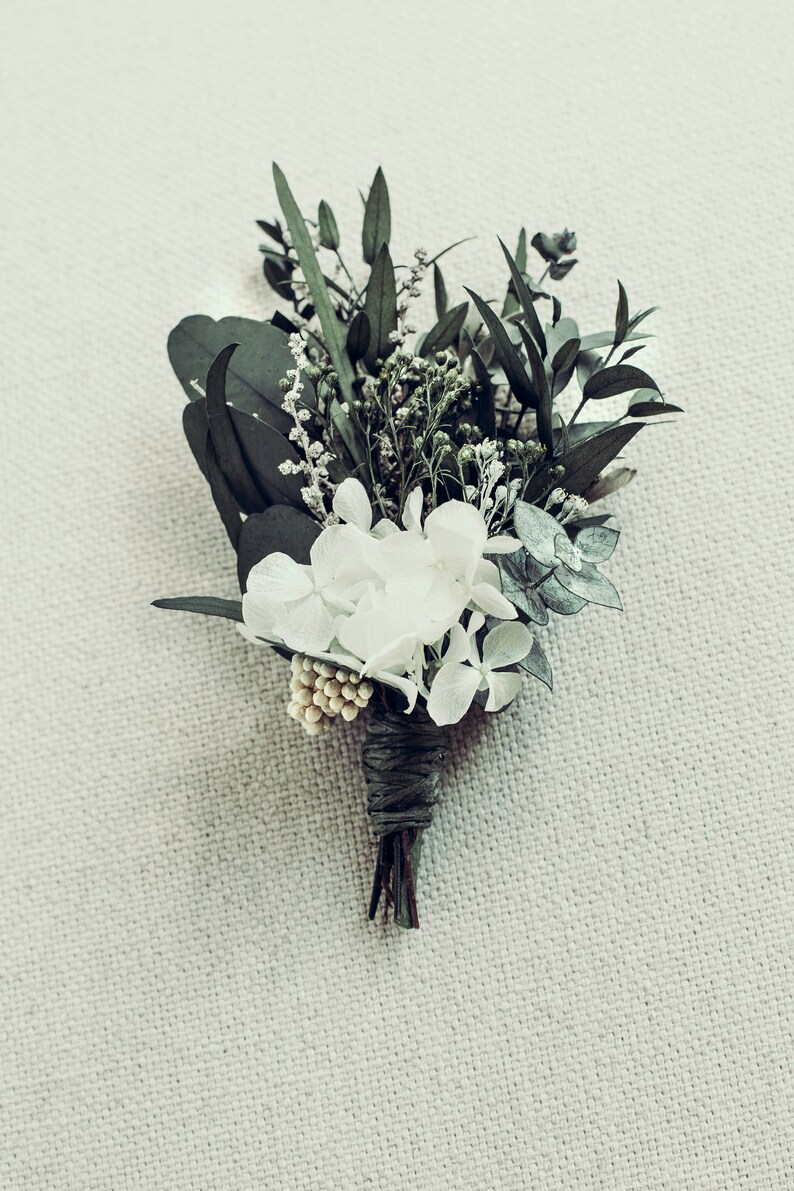 EUCALYPTUS Buttonhole | Greenery Minimalist Groomsmen Boutonniere With ...