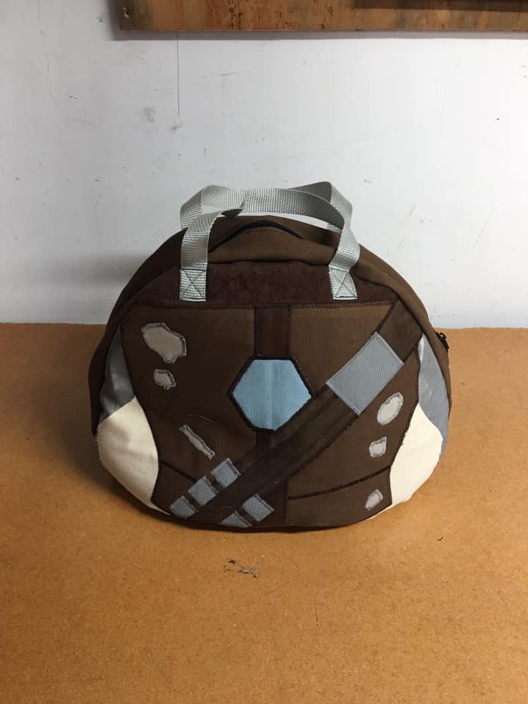 Star Wars the Mandalorian Version 1 Chest Armor Deluxe Helmet Carry Bag ...