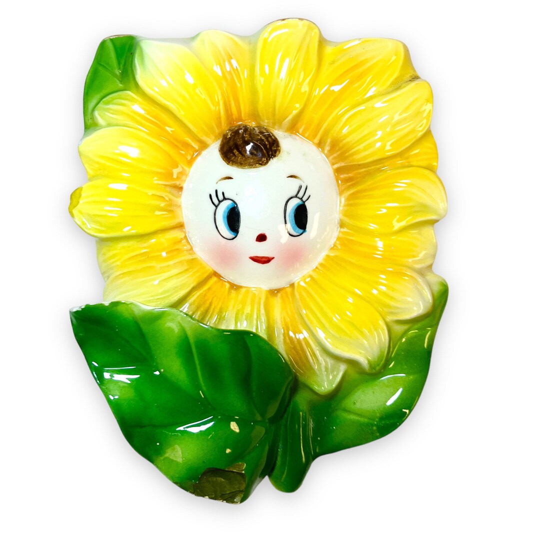 Kitsch Flower Daisy Anthropomorphic Wall Pocket, Ceramic, Made in Japan ...