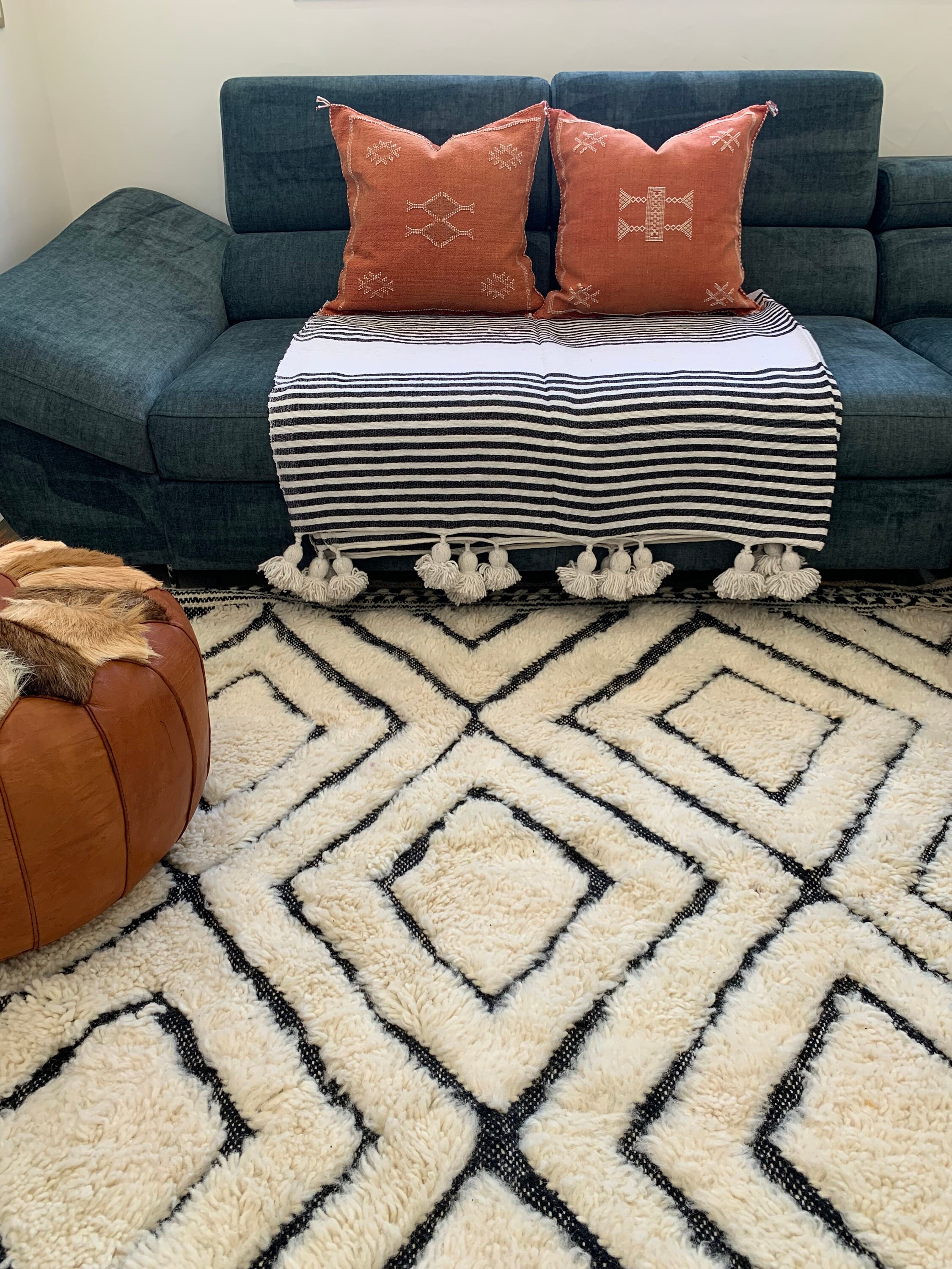 Beautiful Moroccan Black and White Pom-poms Coton Blanket - Etsy