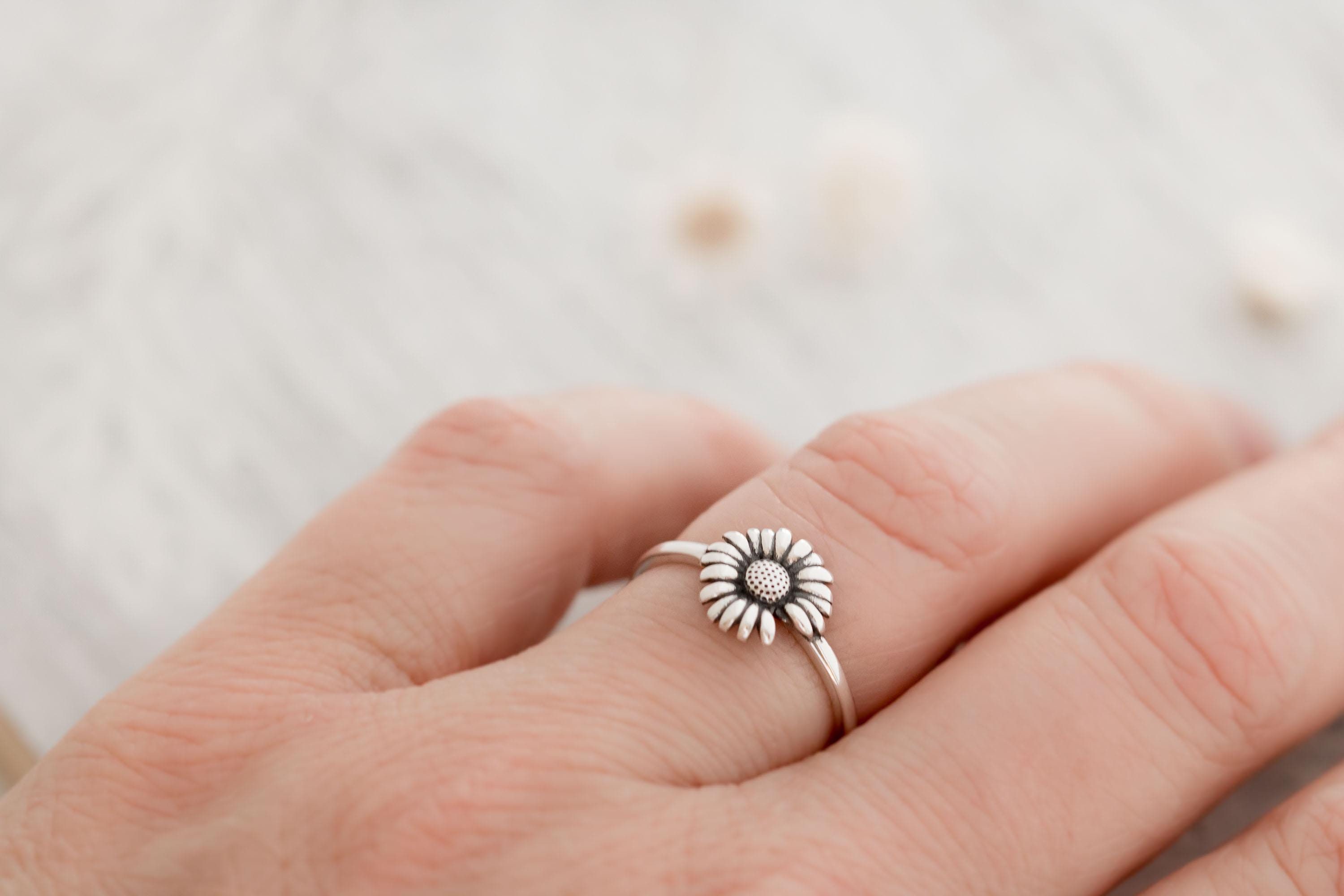 Sterling Silver Sunflower Ring, Romantic Gift for Her, Anniversary ...