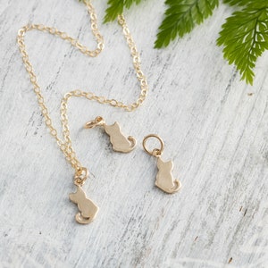 Tiny 14K Gold Cat Necklace for Women • Tiny Sitting Cat •kitty Cat ...
