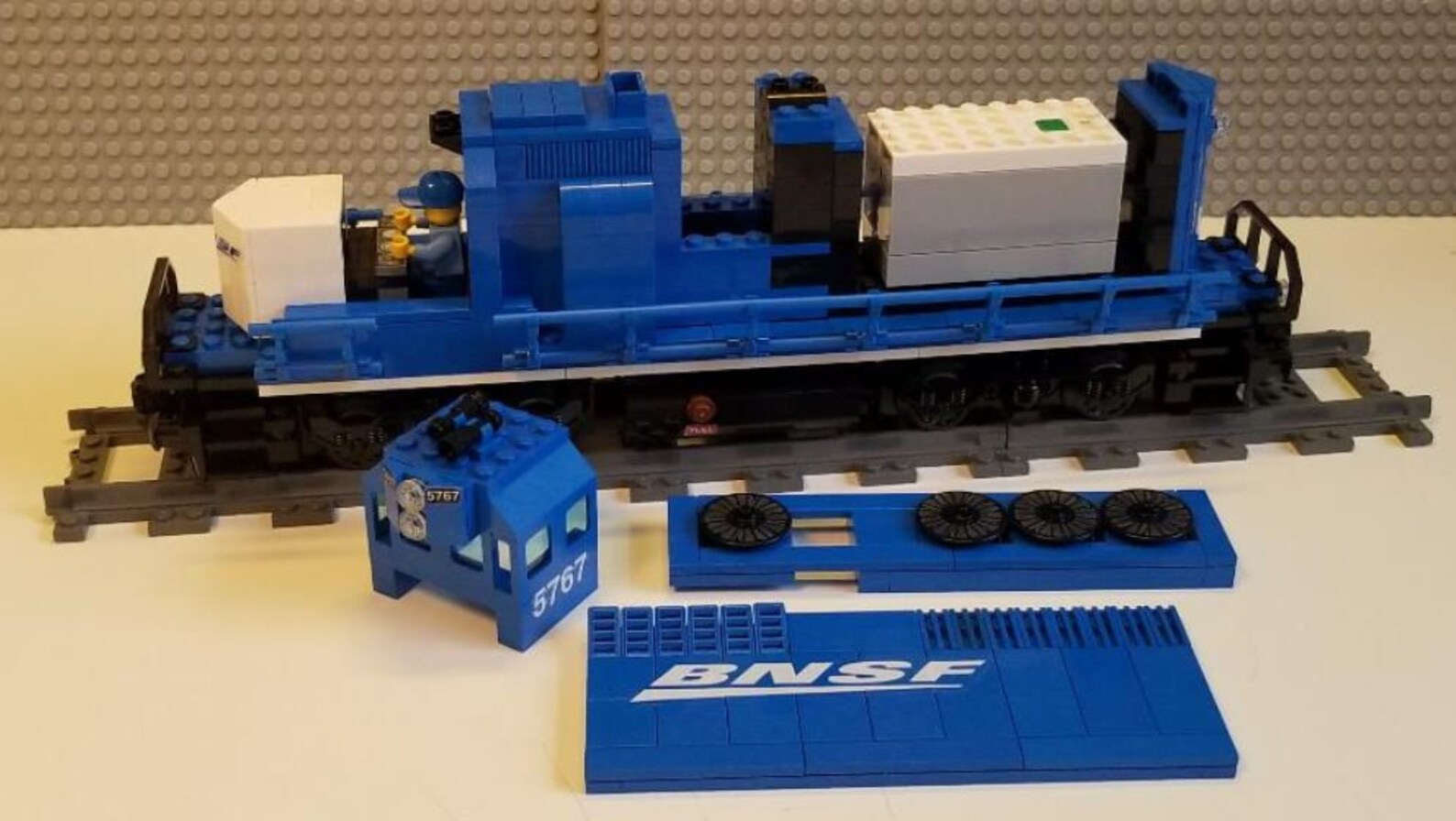 Custom Lego Train BNSF Blue GP40 Please Raed | Etsy