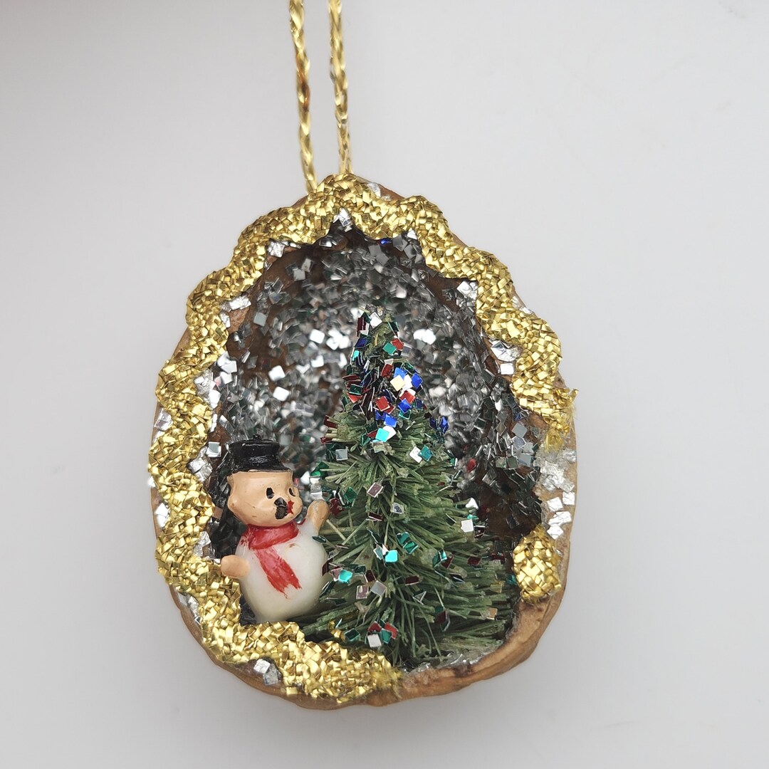 Vintage Diorama Ornament Walnut Shell Snowman Tree Winter Scene Glitter ...