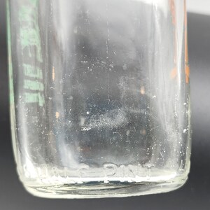 Vintage Isger's Dairy Milk Bottle Half Pint Carbondale PA Orange Green ...