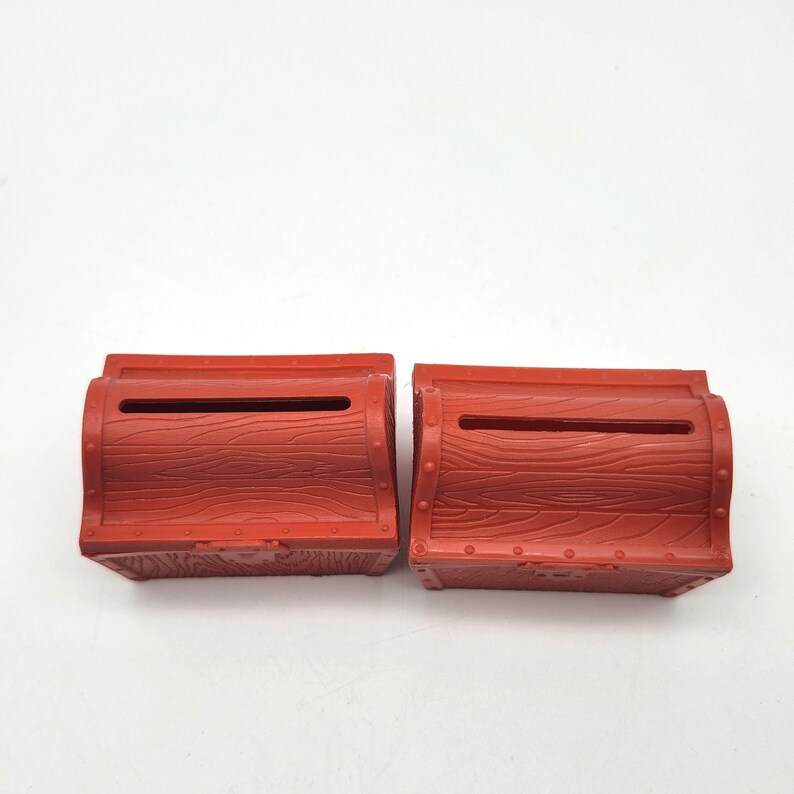 Vintage Captain Crunch Red Treasure Chest Lot of 2 Plastic Cereal Prize ...