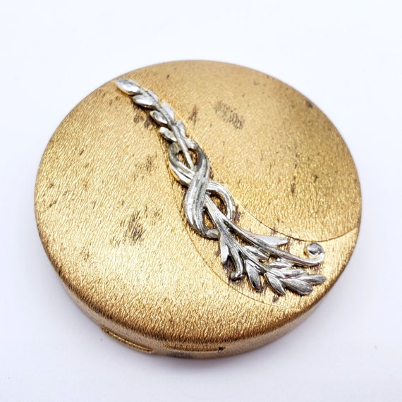 Vintage dubarry powder compact - Gem