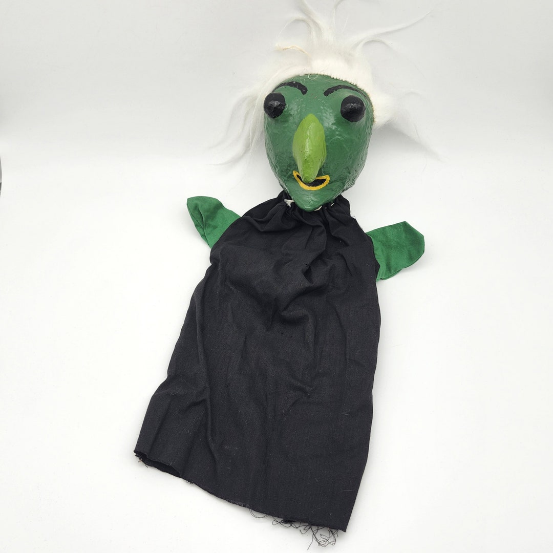 Vintage Witch Hand Puppet Composite Paper Mache Head Cloth Creepy Weird ...