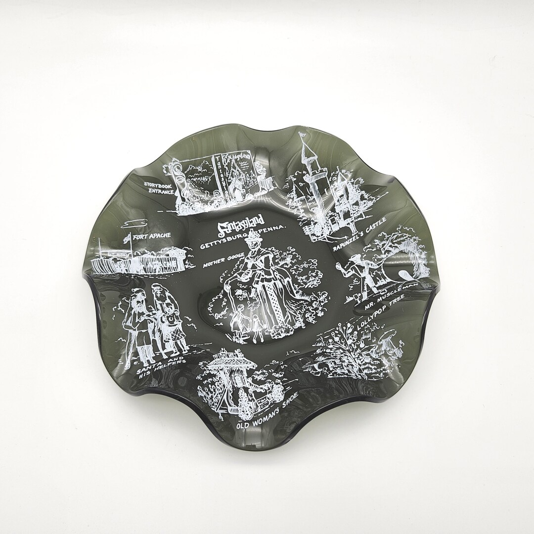 Vintage Fantasyland Gettysburg PA Glass Dish Ruffled Story Book Theme ...