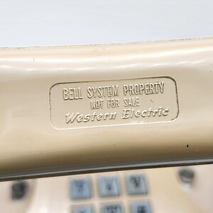 Vintage Princess Phone Push Button Beige Bell Systems Western Electric ...