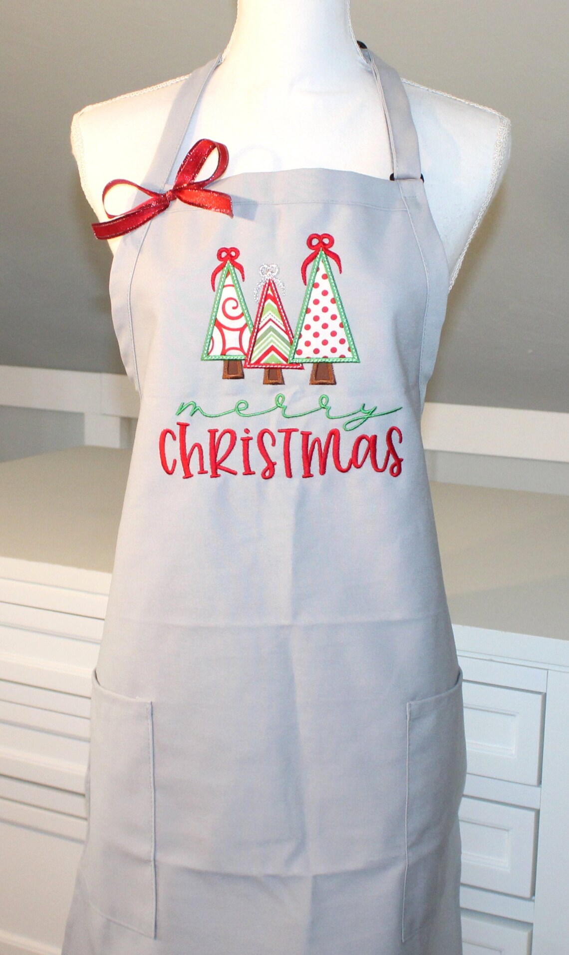 Merry Christmas Apron With Appliqued Trees Christmas Apron - Etsy