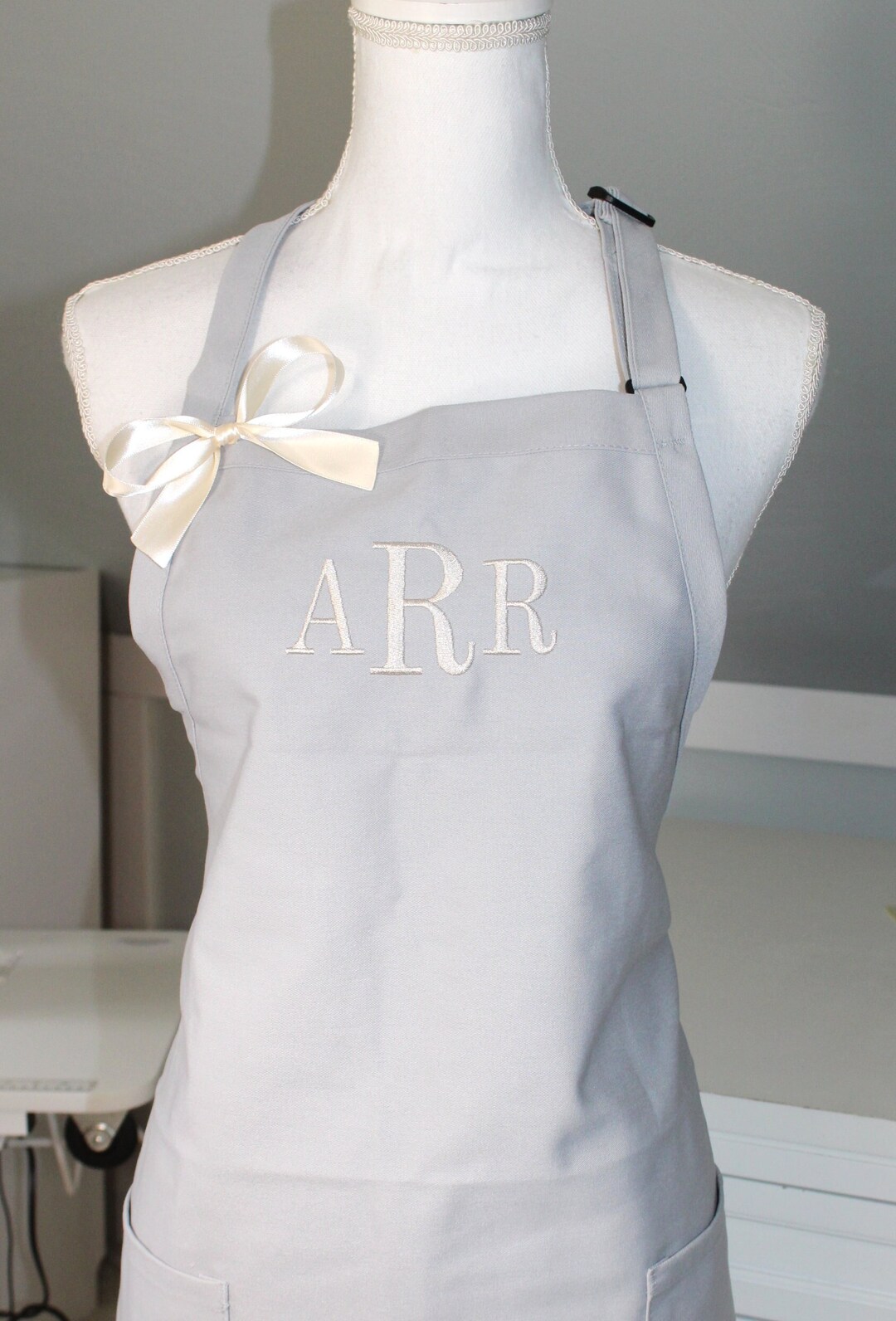 Monogrammed Apron With Serif Block Font With Bow - Apron With Monogram ...