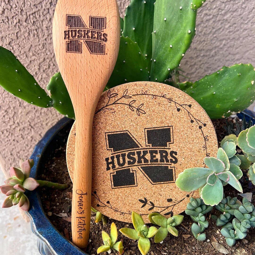 Custom Engraved Sports Team Spoon and Cork Trivet Set - Etsy